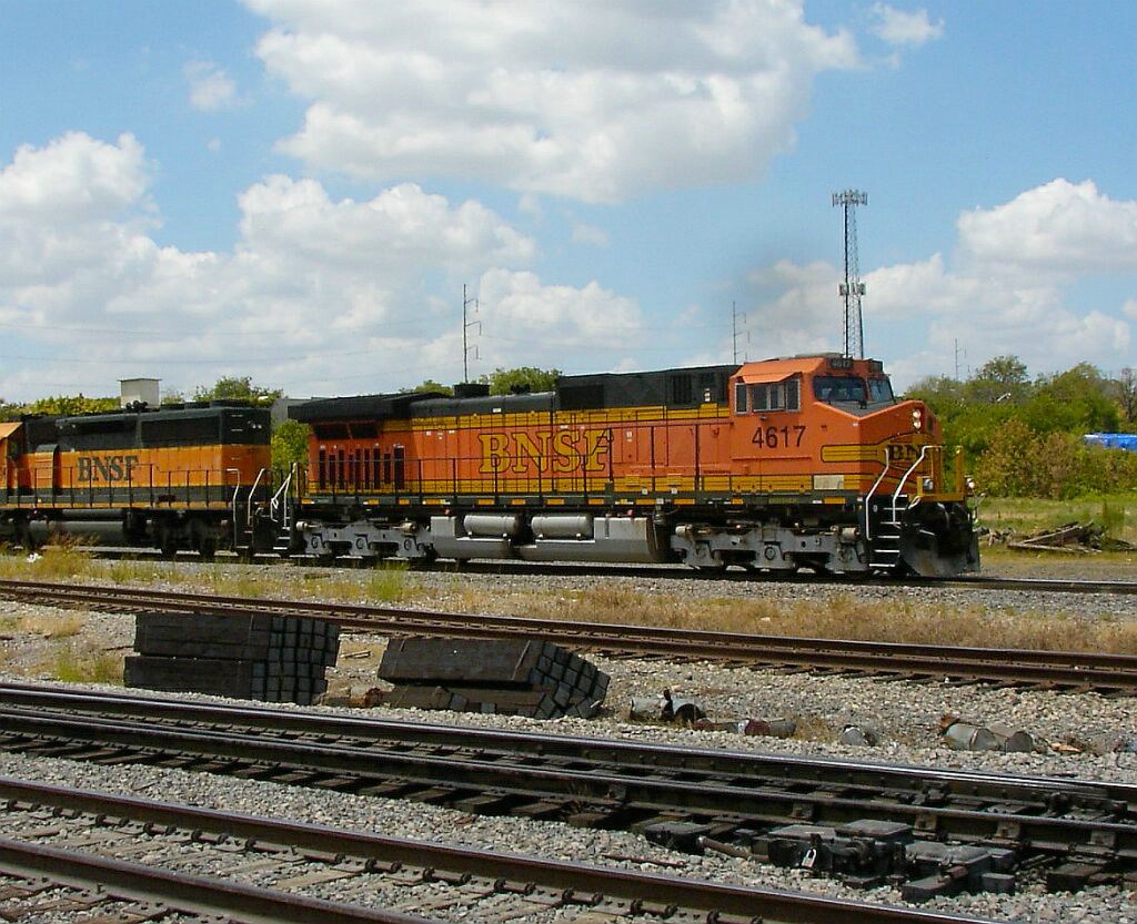 BNSF 4617